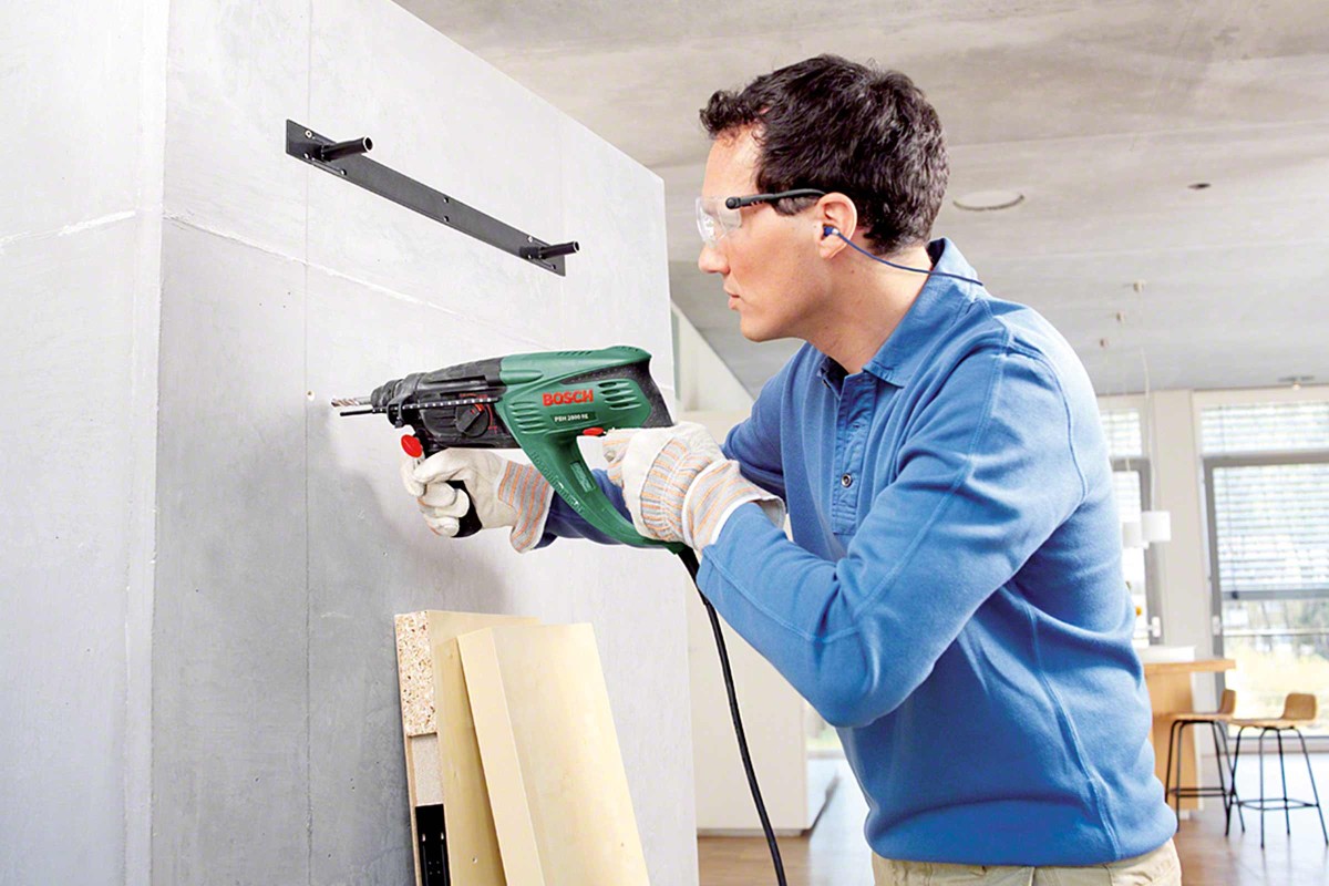 Allt om pluggar och hur man pluggar rätt med HORNBACH