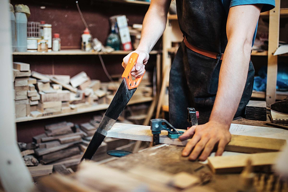 Olika sågar & handsågar – vilken används till vad | HORNBACH