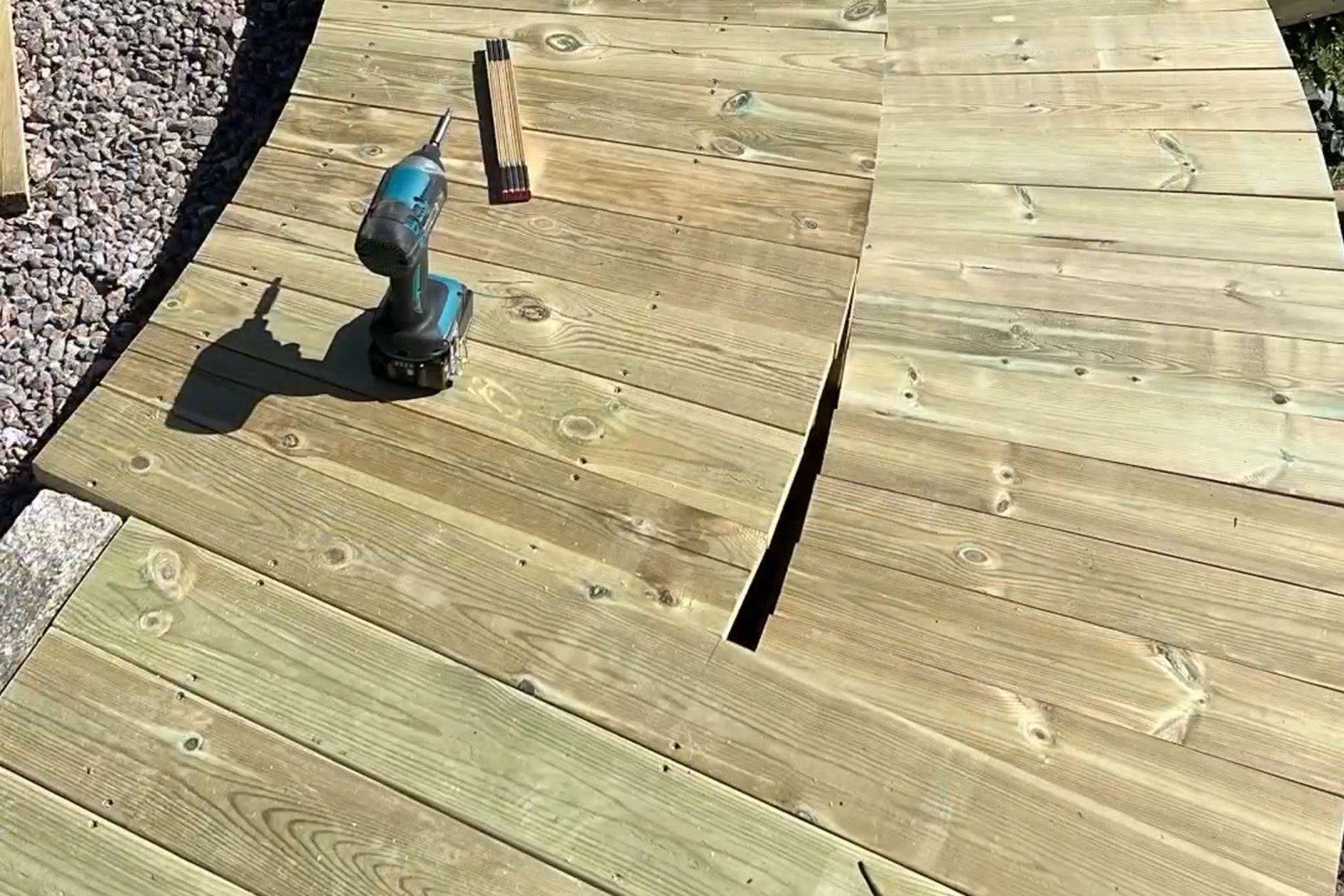 Bygga gradänger i sluttning - HORNBACH.se